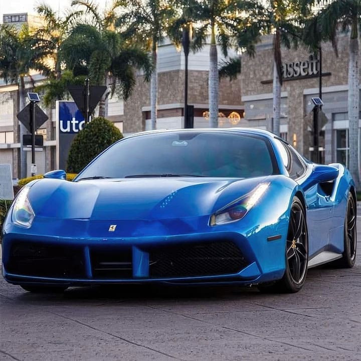 Ferrari 488 Spider - Sharp Exotics
